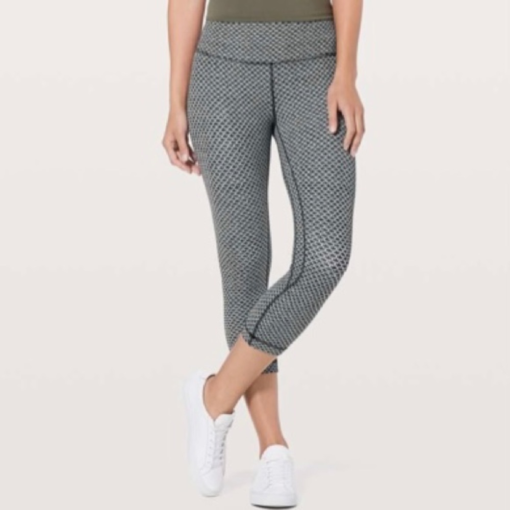 Rare Lululemon Align Monochromatic Ice Grey Black 21”… - Gem